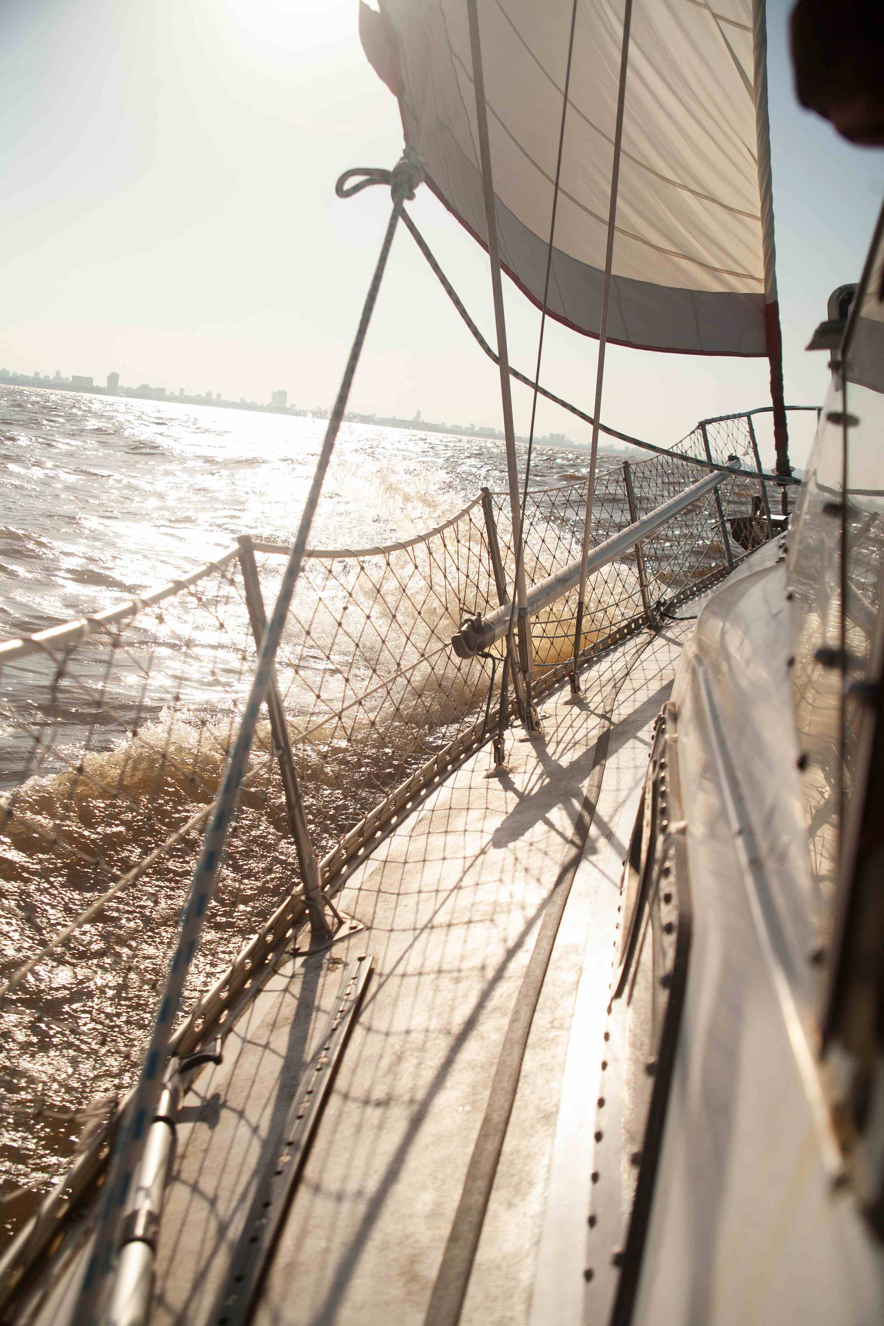 NAVELA - Curso de timonel y navegación a vela